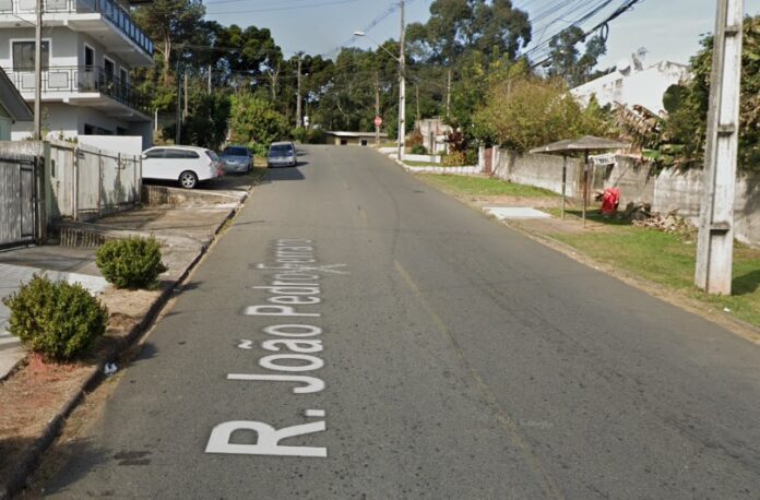 Acidente na Rua João Pedro Ferraro deixa homem ferido em São José dos ...